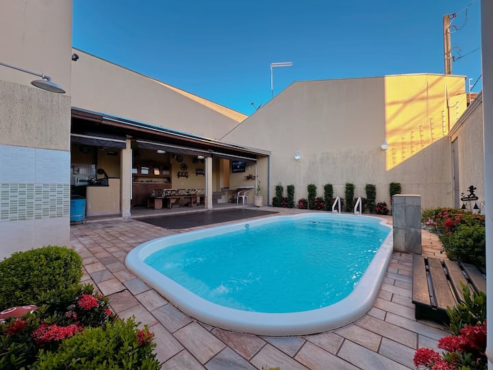 Casa Agradável Com Piscina Em Brotas - Brotas