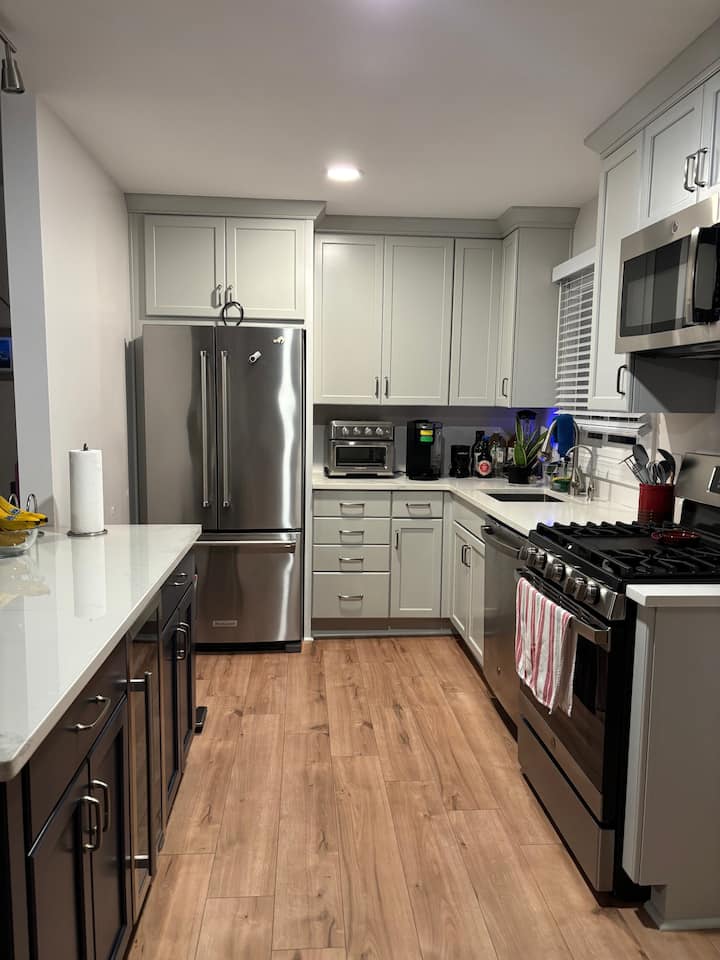 Bright Sag Harbor Ranch In Great Location - Bridgehampton, NY
