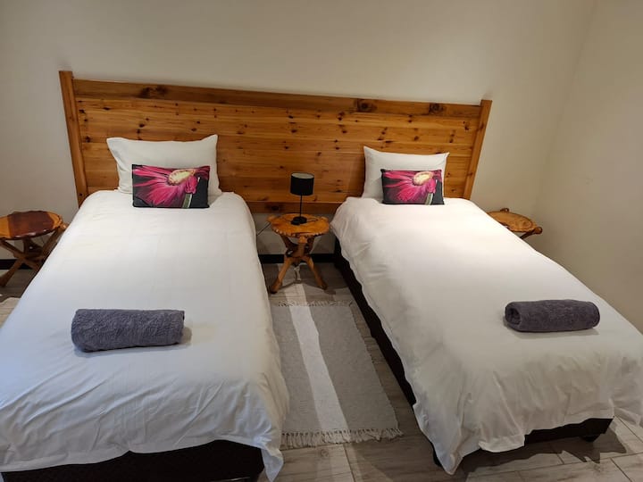 Unit 4: Private En-suite Room With Exterior Access - Hluhluwe