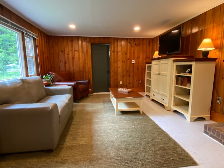 The Fox Den Guest Suite In Shortpump - Ashland, VA