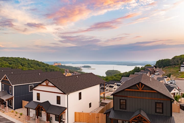 Lakeview, Pools, Hottub, Putting Green, Pickleball - Branson, MO