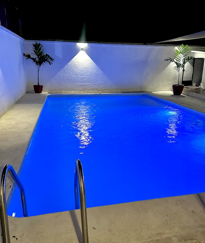 Casa Bahía, Con Piscina, A/c Excelente Ubicación - Colima
