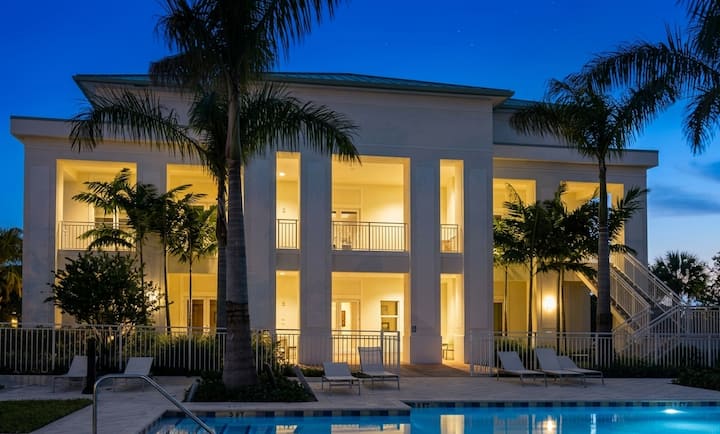Comfort & Style | 4 Gorgeous Rooms W/ Balcony - Miami Gardens, FL