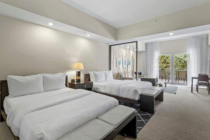 Live In Style, Miami Awaits | 2 Gorgeous Suites - Doral, FL