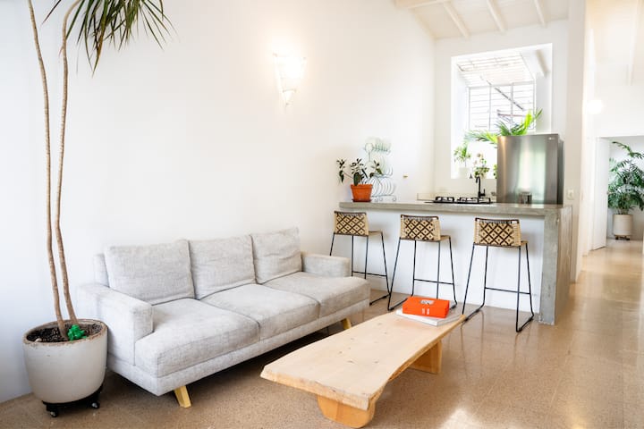 3br/cozy/modern/toplocation/poblado/walkablenbhd - Medellín