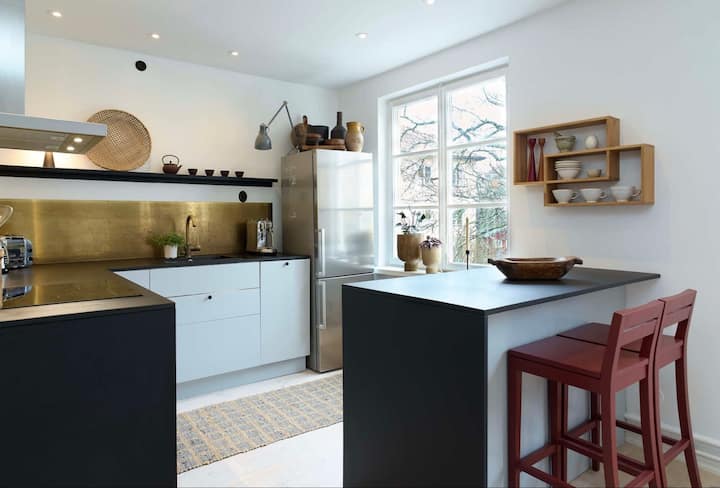 Fin Lgh Nära City Och Grönområden - Estocolmo