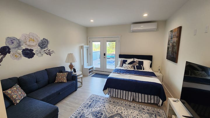 Luxe 1-bed Airbnb: Elite Retreat - Seattle, WA