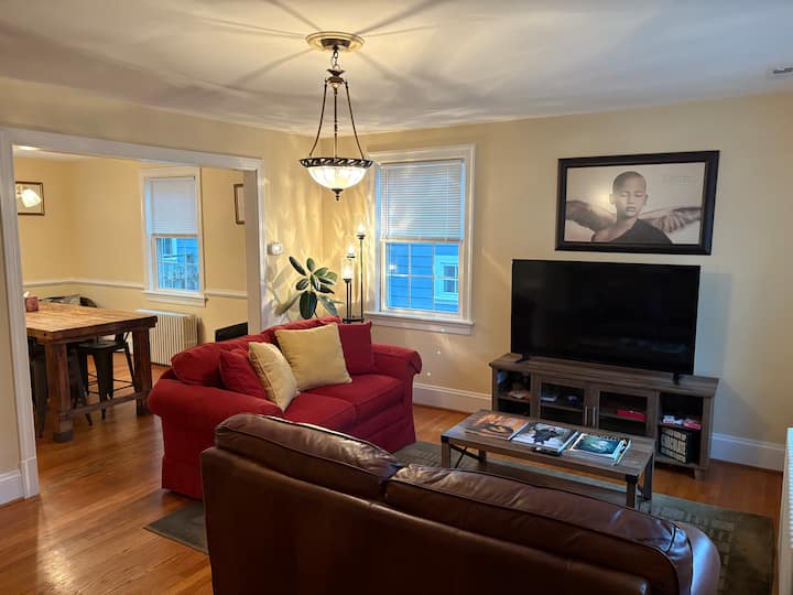 Cozy Cottage-15min Walk To Historic Downtown Mall! - Charlottesville, VA