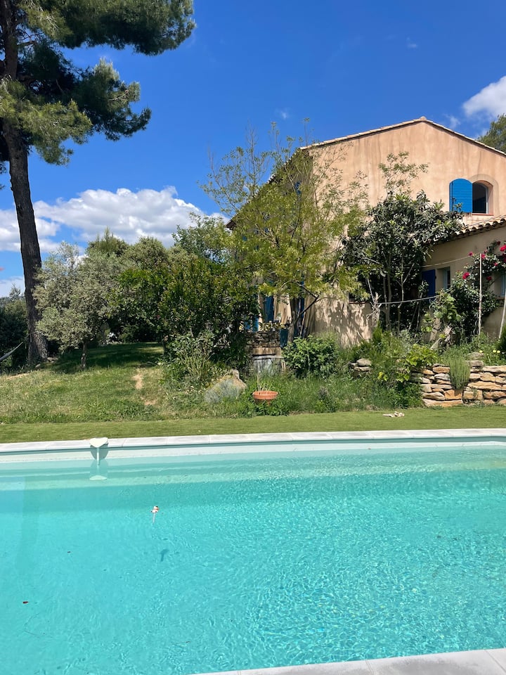 Chez Lulu, Sous Les Pins - Pourrières