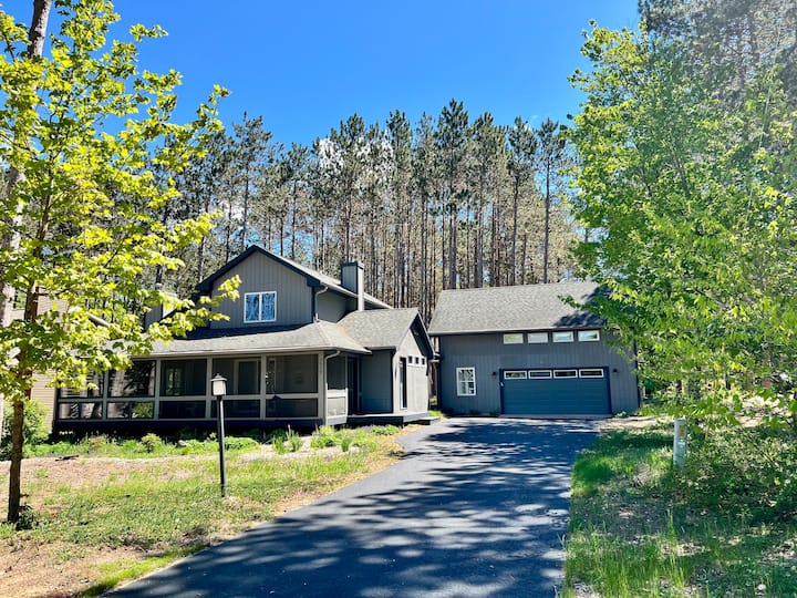 Euro Style Loft At Crystal Mountain! - Thompsonville, MI