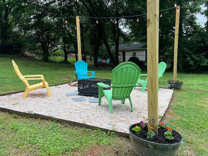 Beautiful 3br Fully Fenced Backyard-clt Uptown - Charlotte, NC