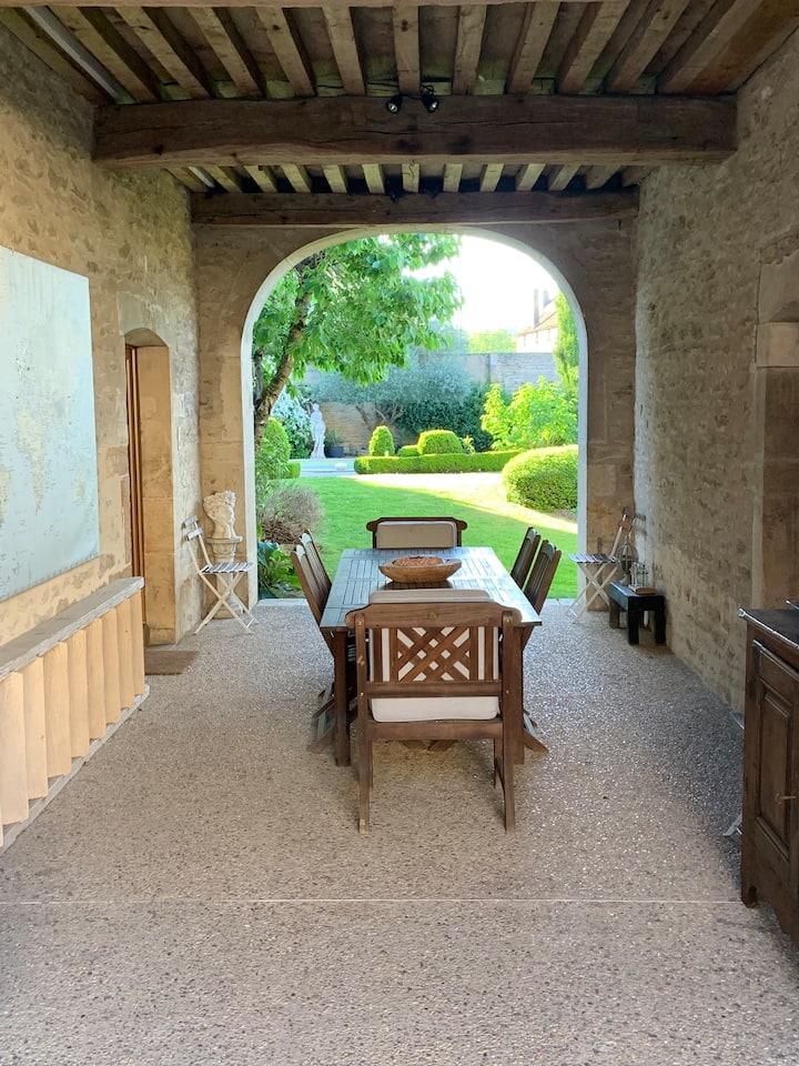 La Maison Des Confréries : Demeure Avec Piscine - Beaune