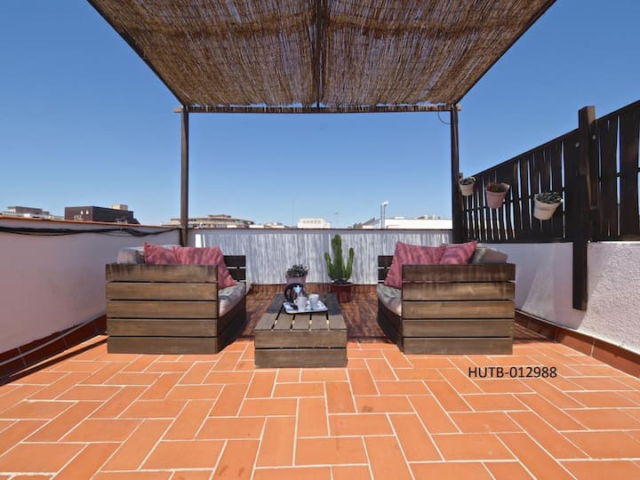 Sunny Rooftop Appartement - Badalona