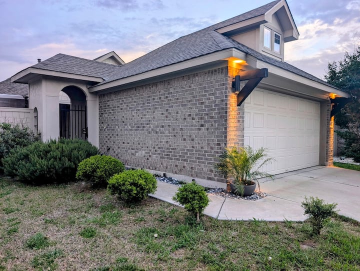 Private Escape - Kyle, TX