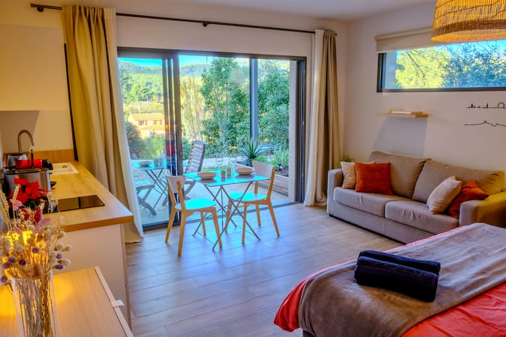 Havre De Paix à Cassis : Studio Neuf Et Lumineux - Cassis