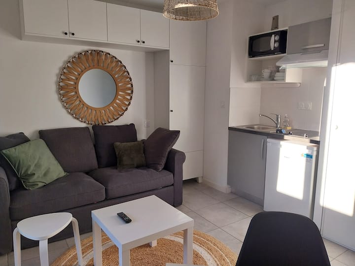 Studio Cosy Et Sa Terrasse. - La Rochelle