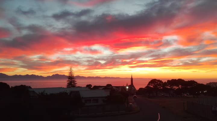 Large Villa For 12 With Sea View - South Africa