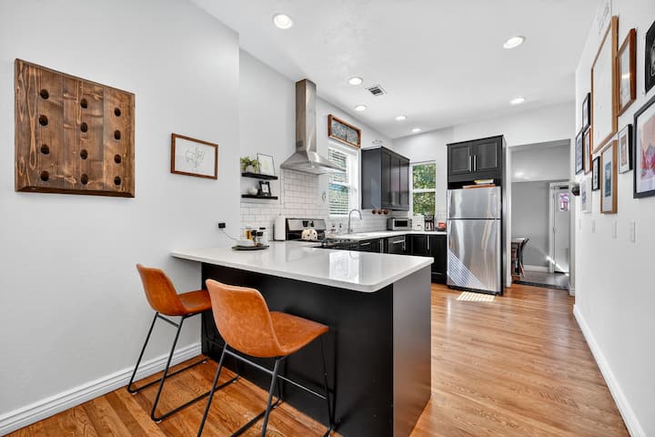 The Humboldt Abode! Walk To Rino, Garage + Patio - Washington Park - Denver