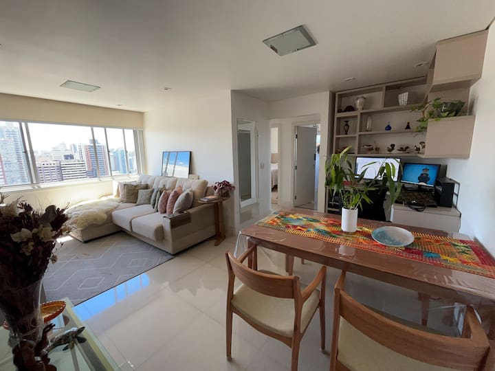 Quarto Privativo - Conforto Em Localização Central - Curitiba