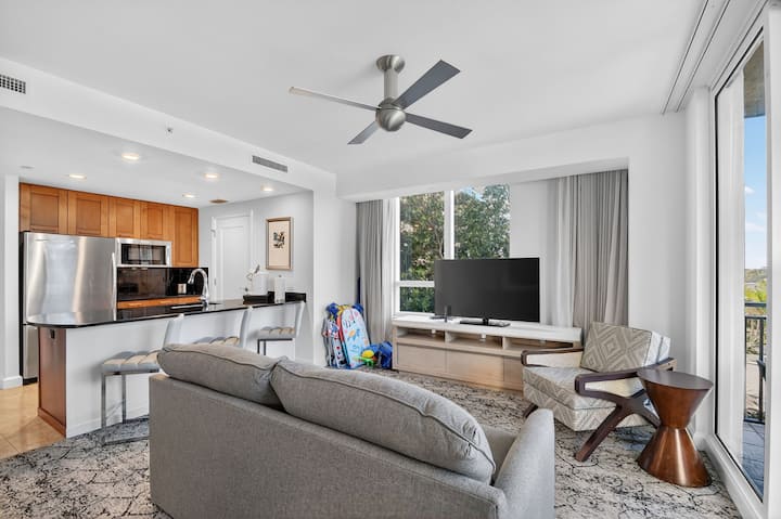 The Resort At Singer Island # 518 Lagoon Pool View - Riviera Beach, FL