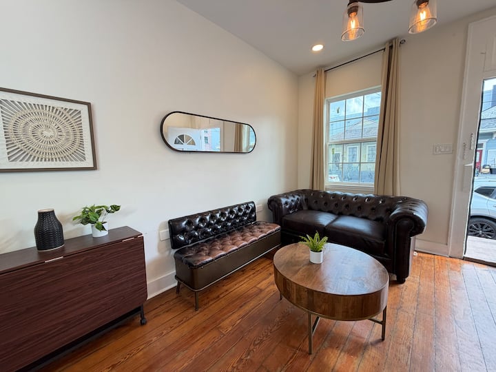 Lovely 3 Bedroom Shotgun Home / Modern 15 Min Fq - Louisiana