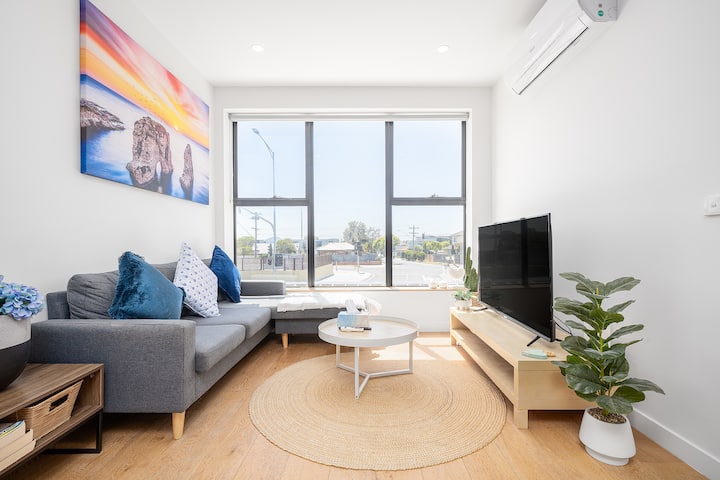 Bonbeach Rooftop Terrace | 150m To Train & Beach - Mordialloc