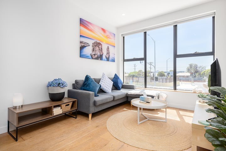 Bonbeach Rooftop Terrace | 150m To Train & Beach - Mordialloc