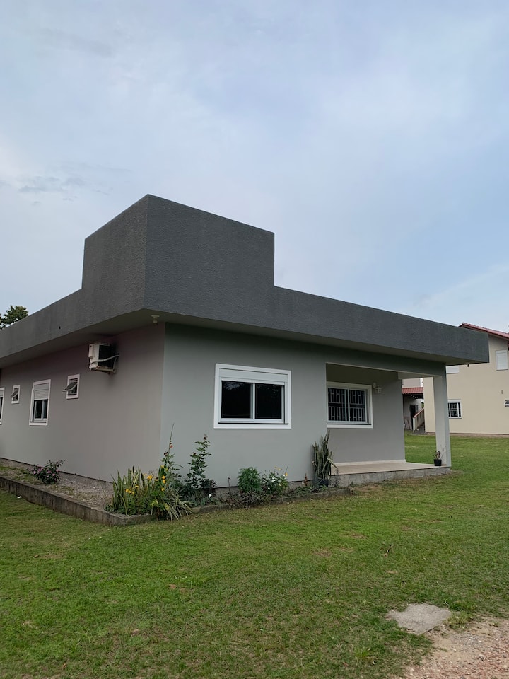 Casa Aconchegante Para Temporada-florianópolis - Florianópolis