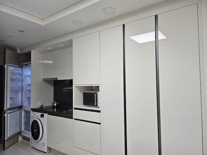 인천공항 근접/ 깔끔한 호텔 감성 숙소 / 프라이빗 원룸 - Seoul Incheon Airport (ICN)