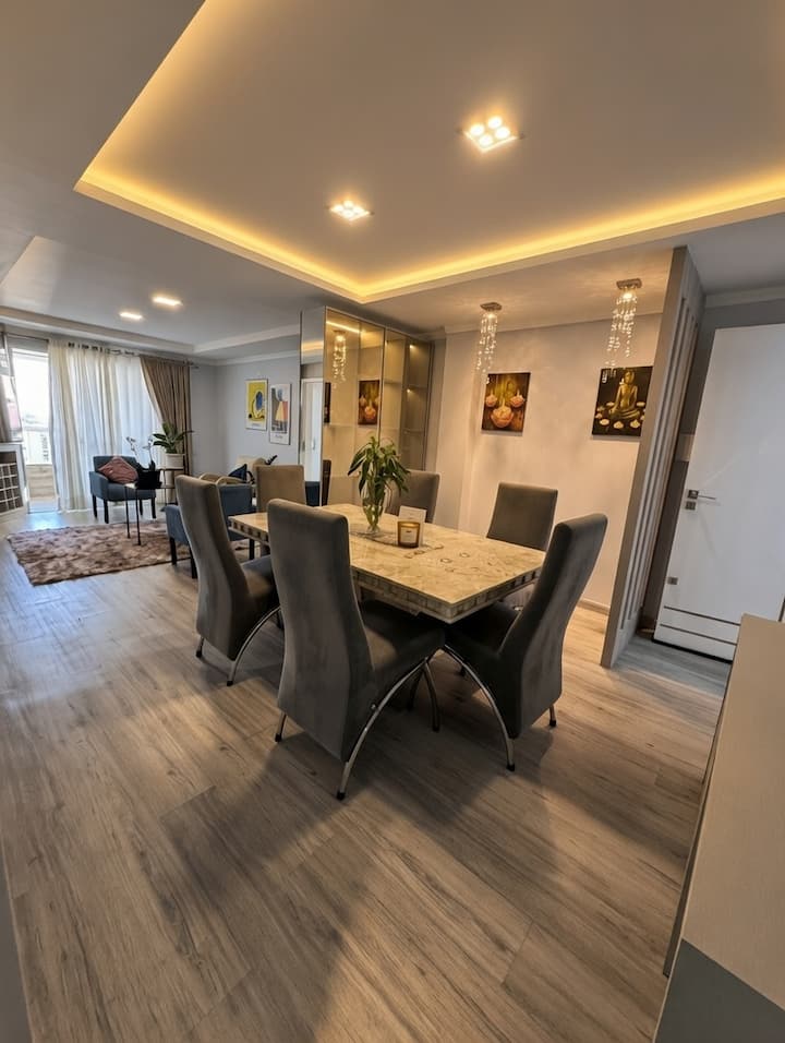 Apartamento Encantador De 2 Suítes  Com Sacada - Passo Fundo