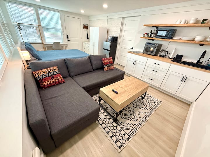 Atx Cozy Studio - Austin, TX