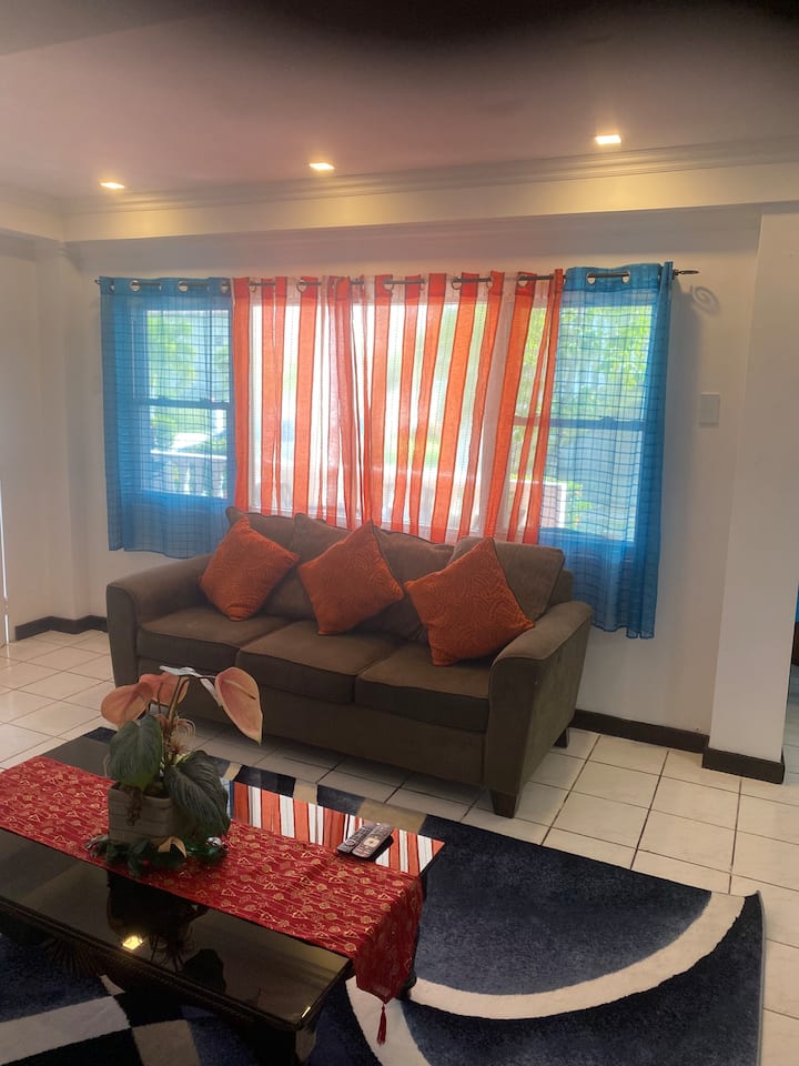 Walkable Bon Accord 8br Retreat-pool - Trinidad and Tobago