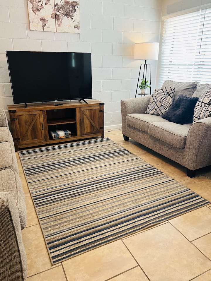 Thetraveler@ Ferry St- 2 Bedroom Apt - Eagle Pass, TX