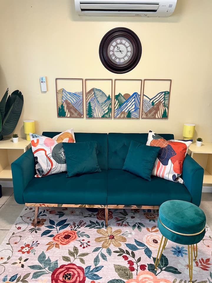 Central 2 Bed Near Shopping. - U.S. Virgin Islands