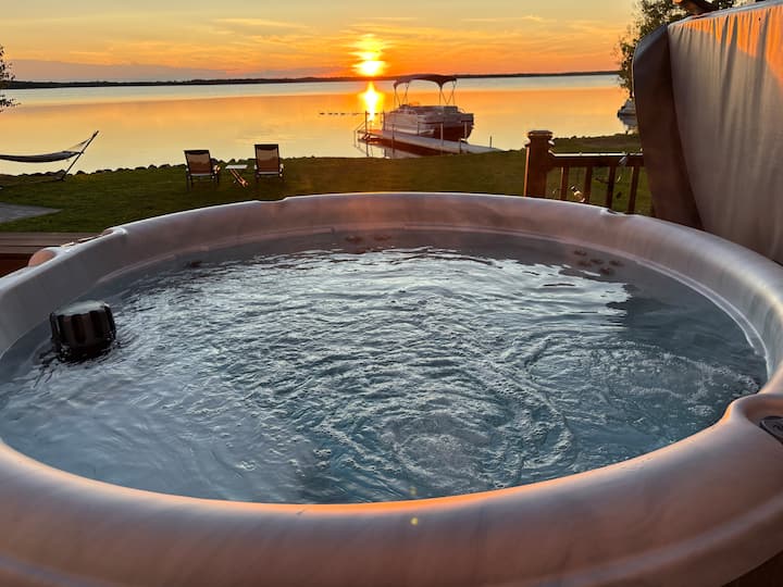 Relax & Unwind | Cozy Waterfront Oasis Near Duluth - Grand Lake, MN