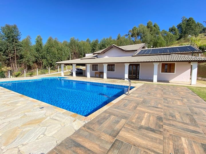 Chácara Com Piscina Grande E Vista Panorâmica - Socorro