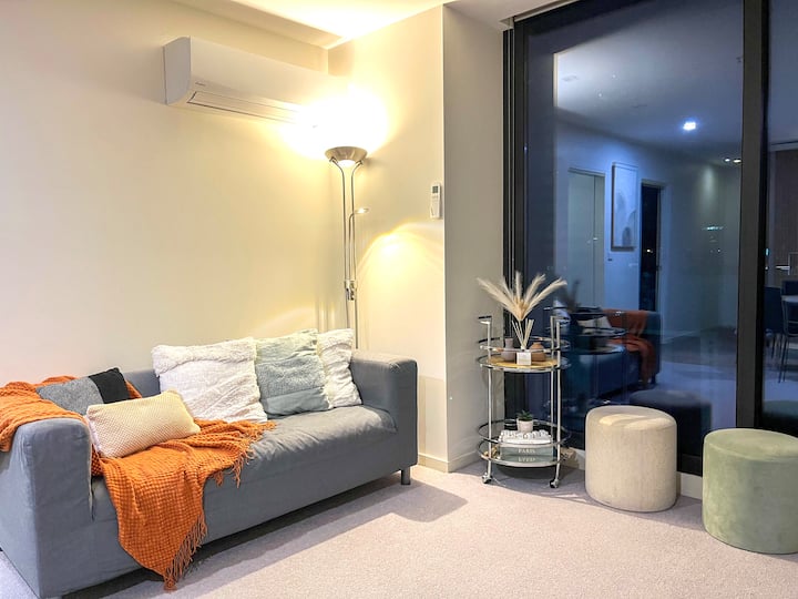 Modern 3br & 2ba Near Mel Central & Tram-2min Walk - Melbourne