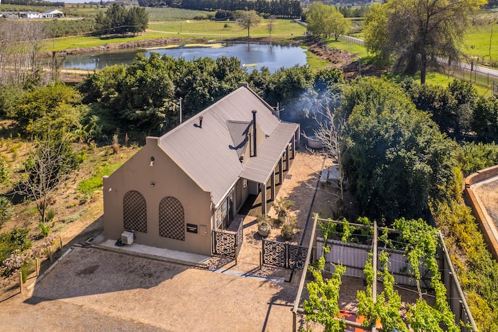 Avemore Winelands Home - Cape Town