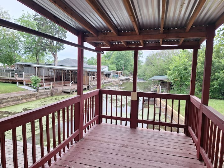 Kind-of-a Lake House (Water View & Access) - Willis, TX