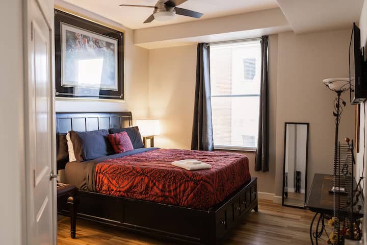 City Center, Downtown Loft, Near I-64 - Kanawha State Forest, Charleston
