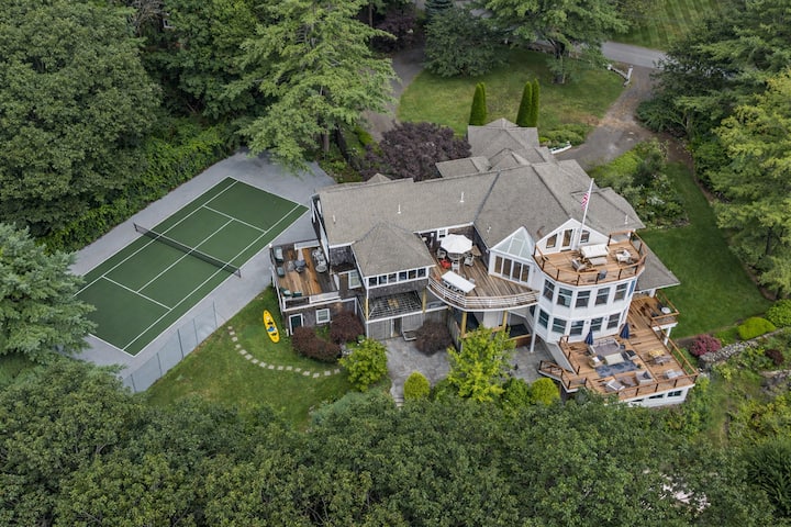 Private Oceanfront Estate With Tennis - Long Sands Beach, ME