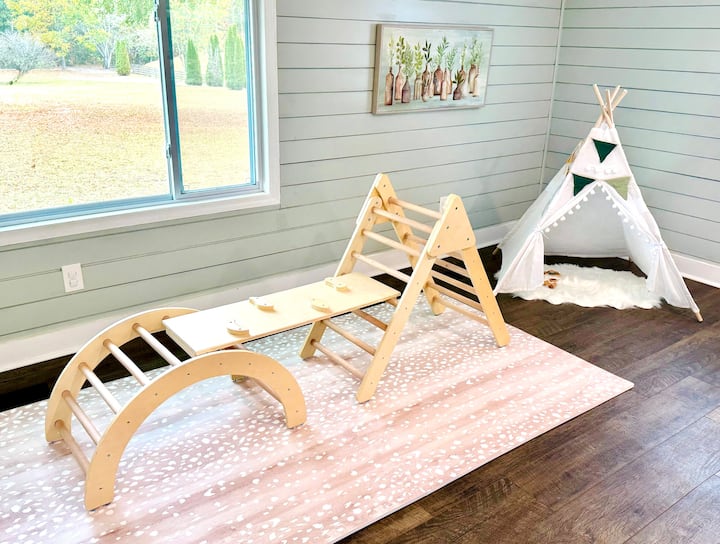 Lovely Remodeled Farmhouse - ハンツビル, AL