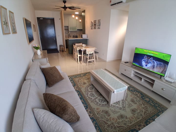 Book-lover's 3br @ Sensory Southville - Bangi