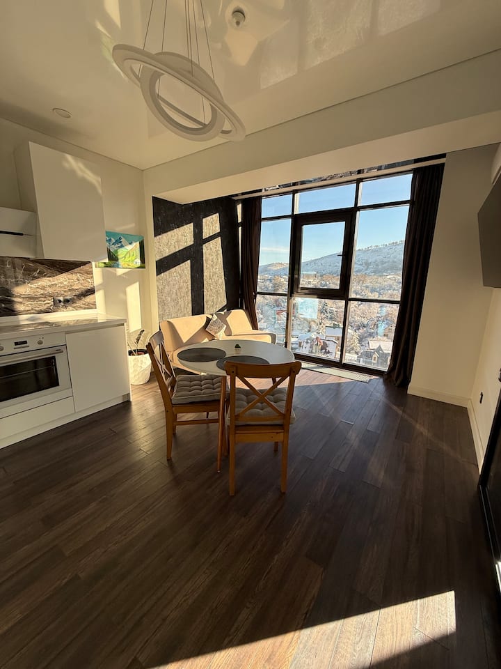 Gorgeous Mountain View - Kazajistán