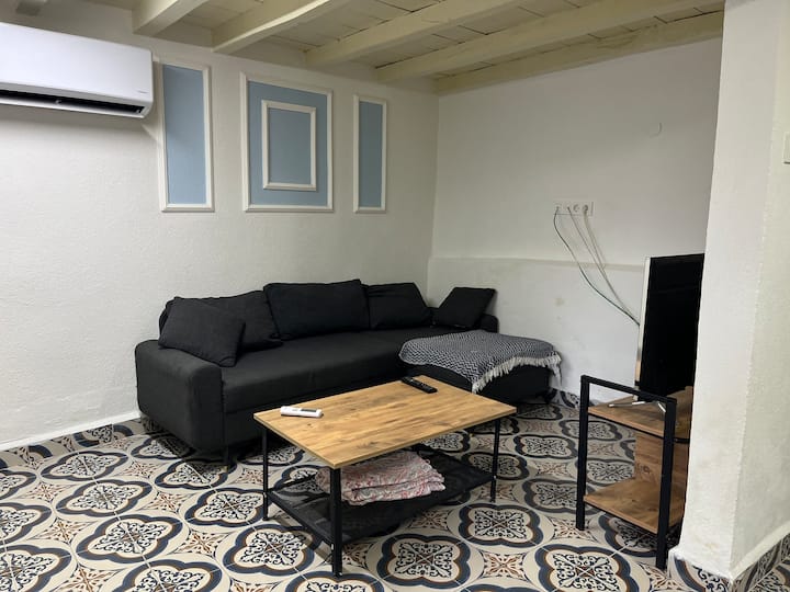 Cross House Tarihi Rum Evi 2 Katlı Ve Avlulu Wi-fi - Cunda Adası