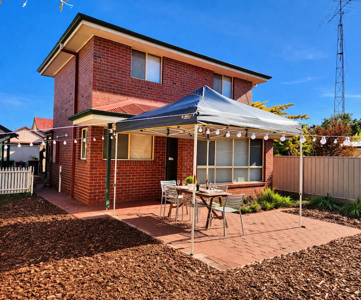 Kennington Two/2 Bedrooms/1 King Bed/6 Beds/pets - Bendigo