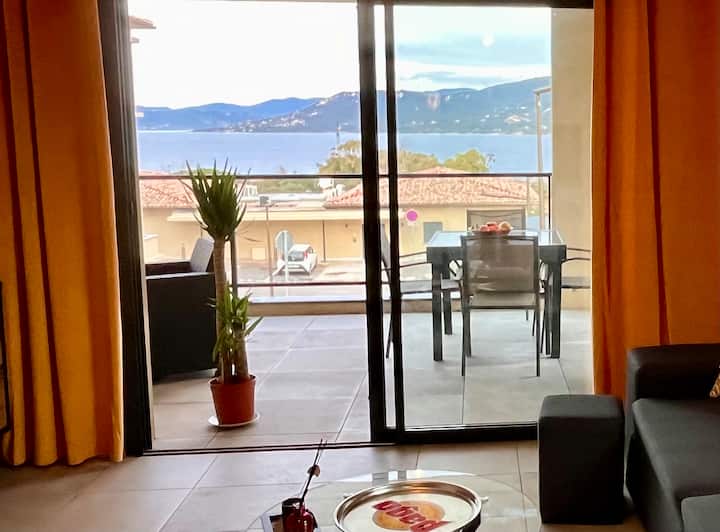 Superbe T3, Vue Mer, Accès Plages à Pied - Propriano