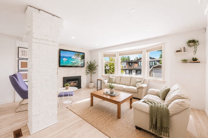Family 4br Near Yvr | Bbq & Private Yard - Vancouver
