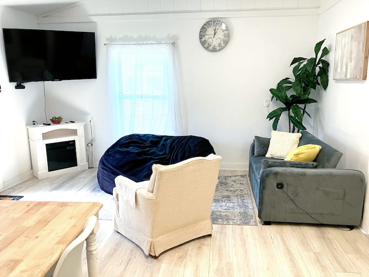 Two Bed/1 Bath Hidden Gem Prime Location! - Tyler, TX