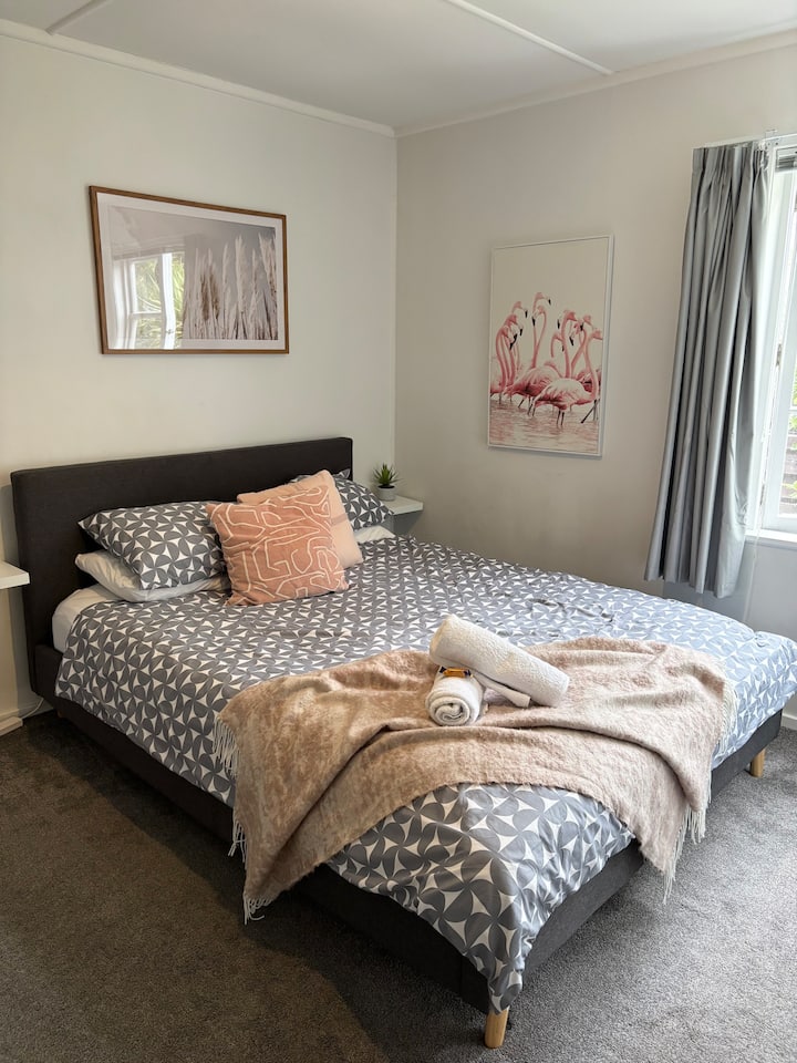2 Bedroom Family Friendly Home Near Hospital - Palmerston North